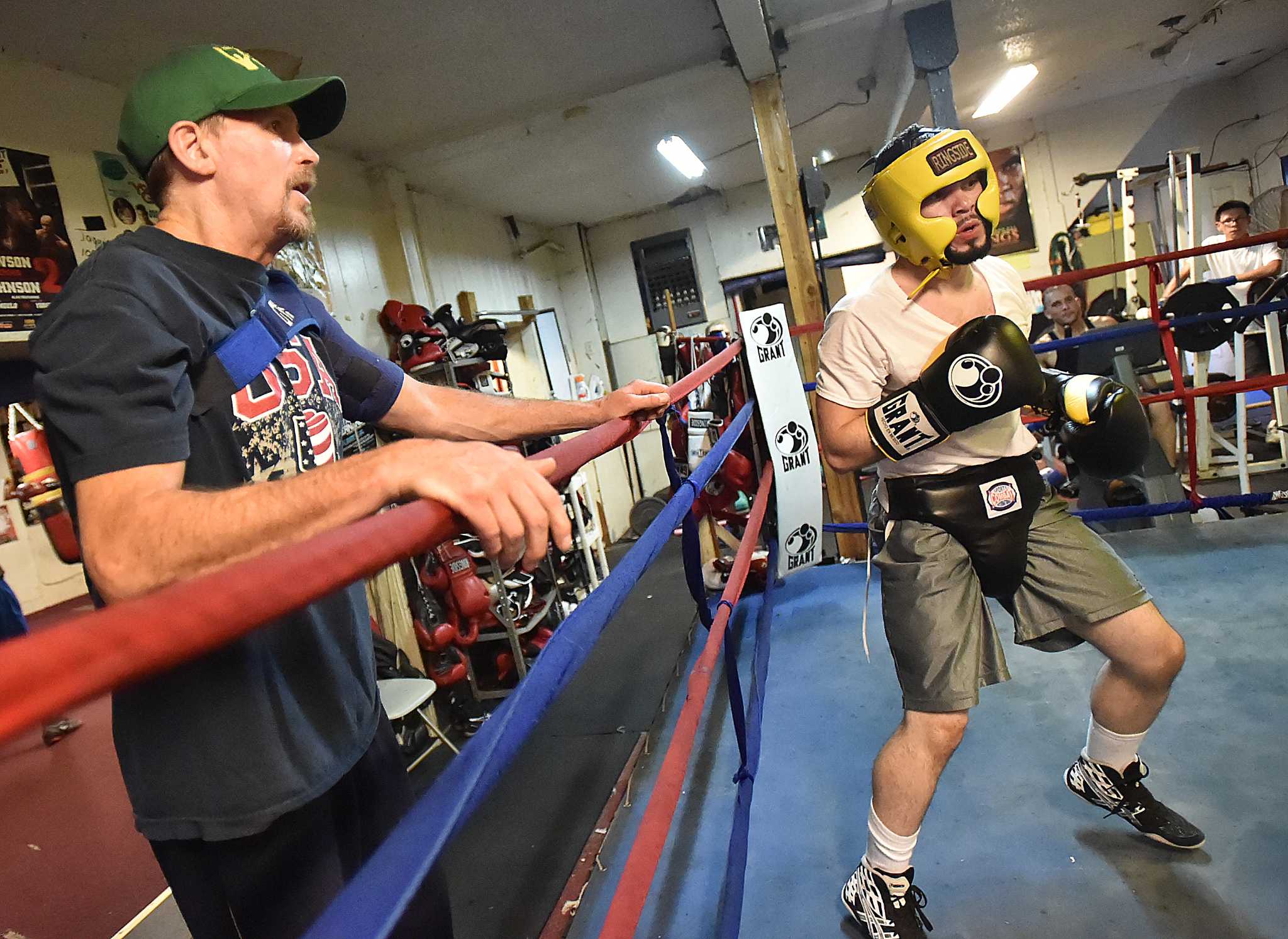 Brian Clark, New Haven boxing ring owner, dies at 67