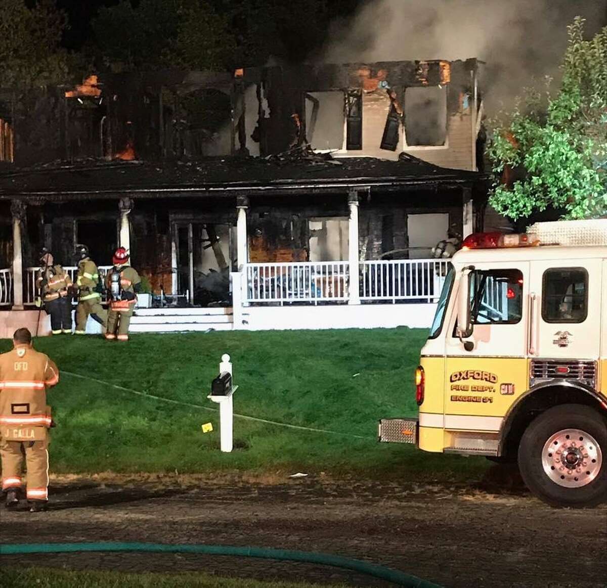 Community aids Wilton cop after home burns