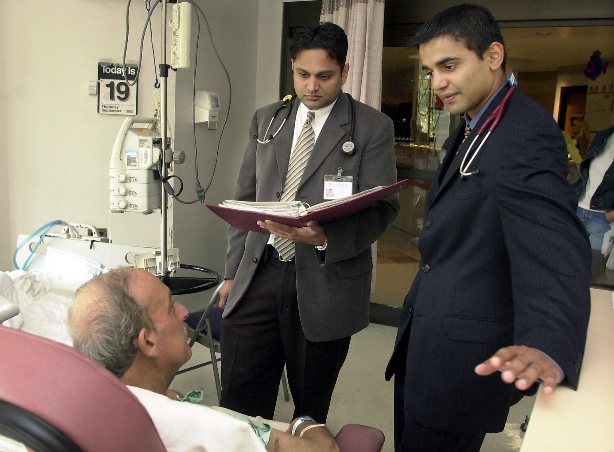 Veteran doctors key to patients’ health, future of medicine