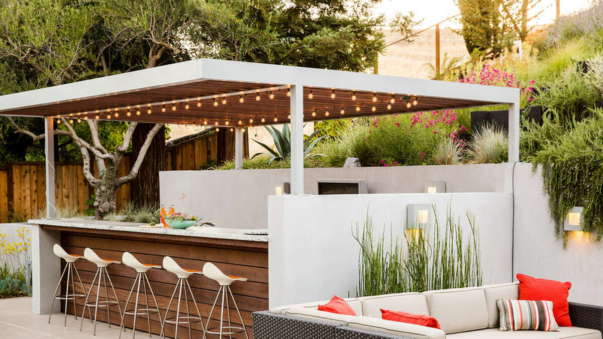 11 Ways to Decorate with Outdoor String Lights