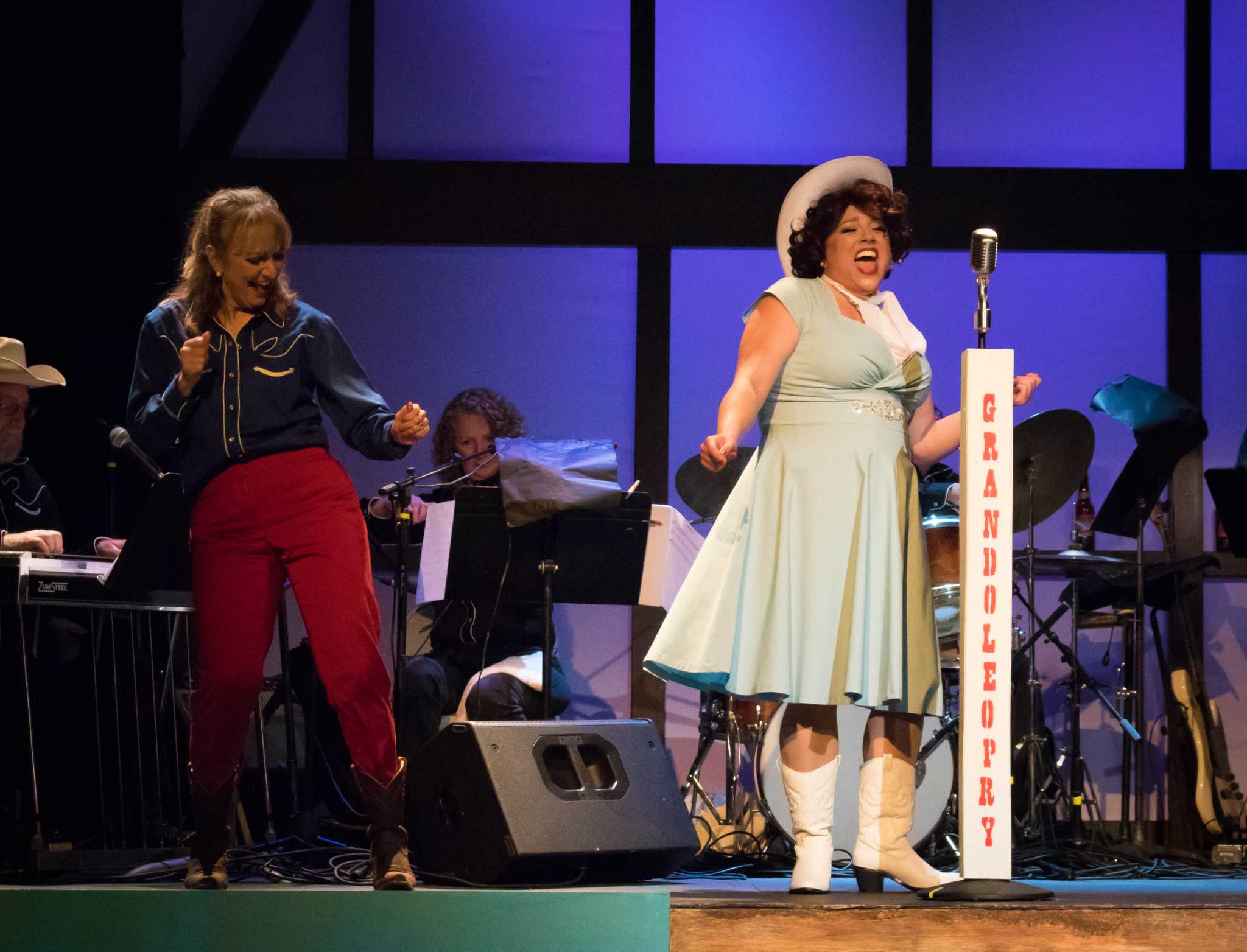'Always ... Patsy Cline' a triumph for Park Playhouse