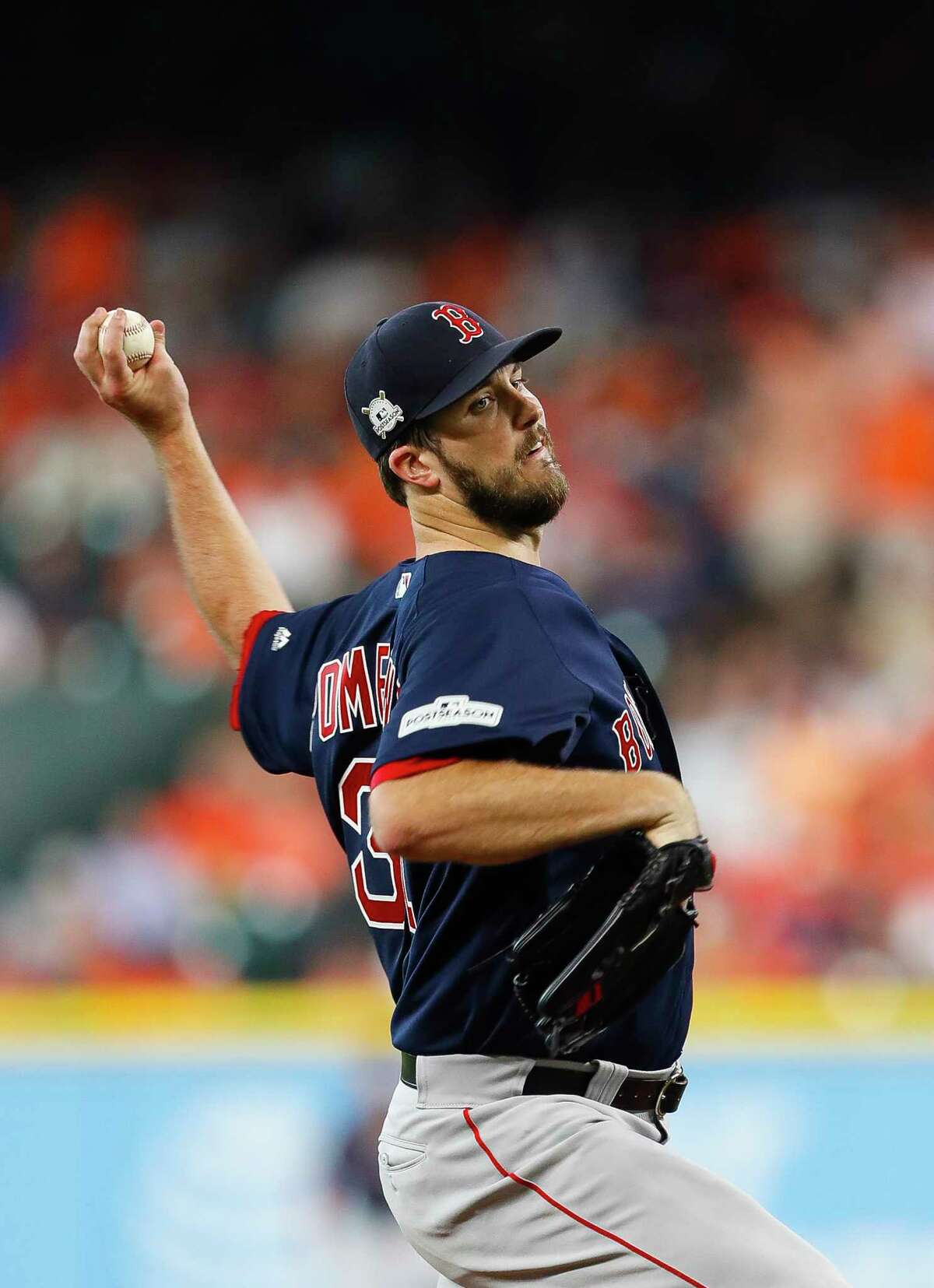 Red Sox outfielder Mookie Betts expected to play in Game 3