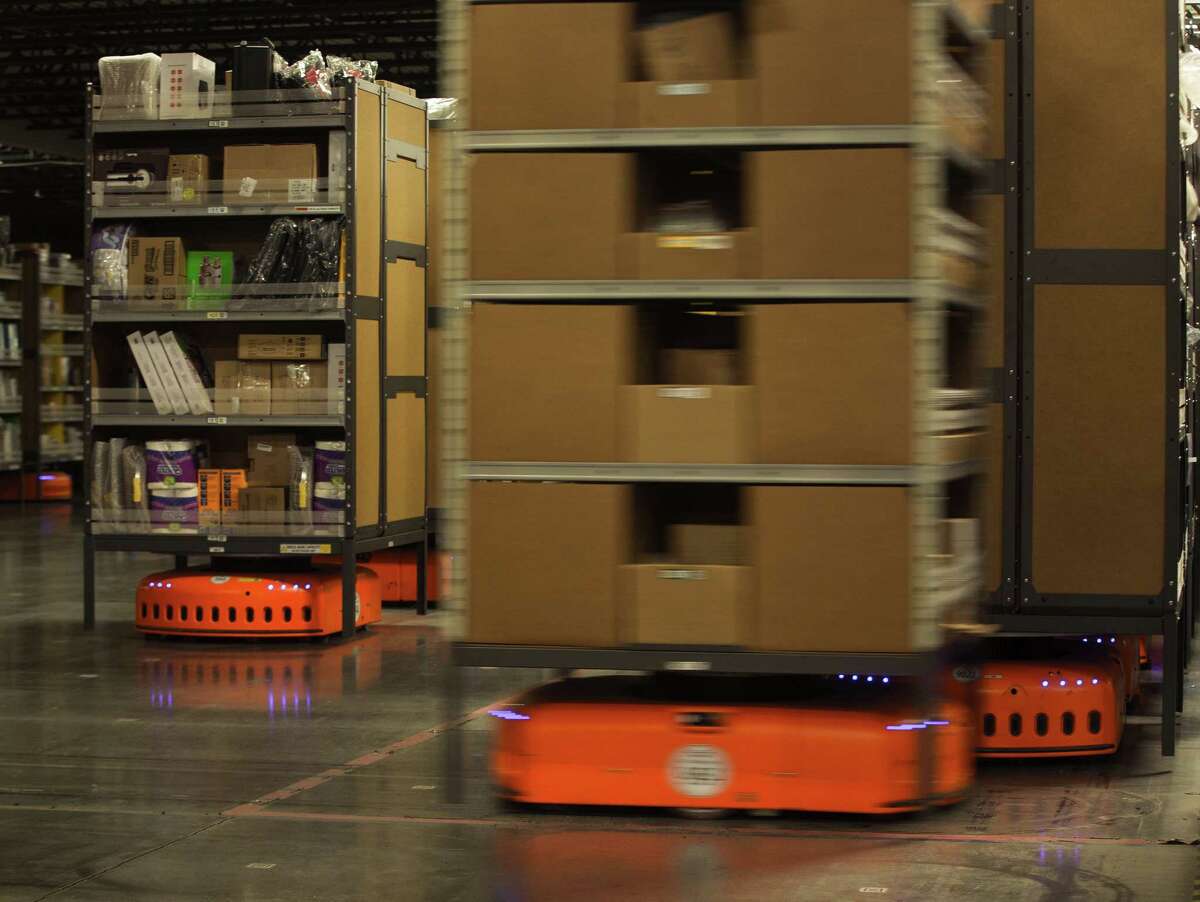 Amazon robots disrupting distribution networks