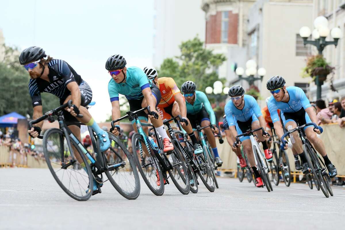 Photos: Red Bull Last Stand cycling race
