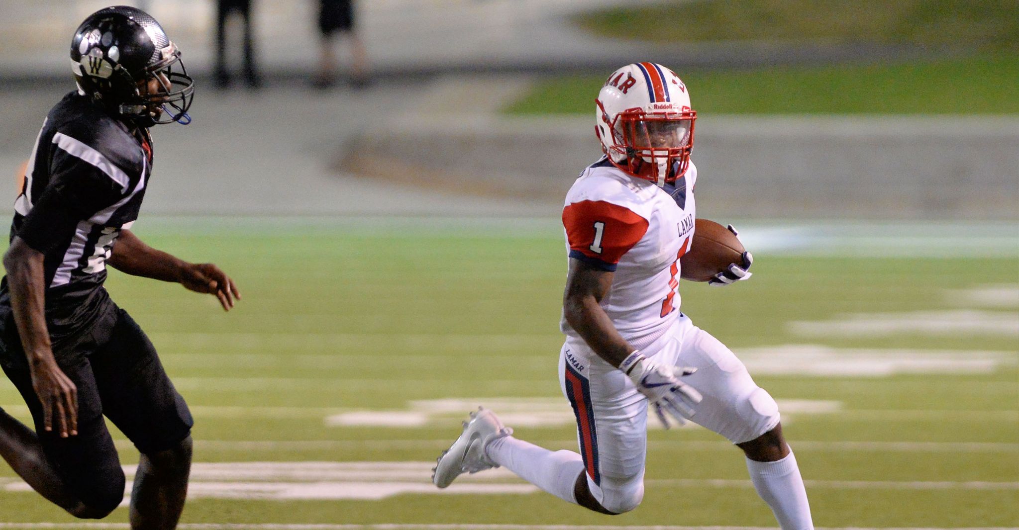 Strong second half carries Lamar over Westside