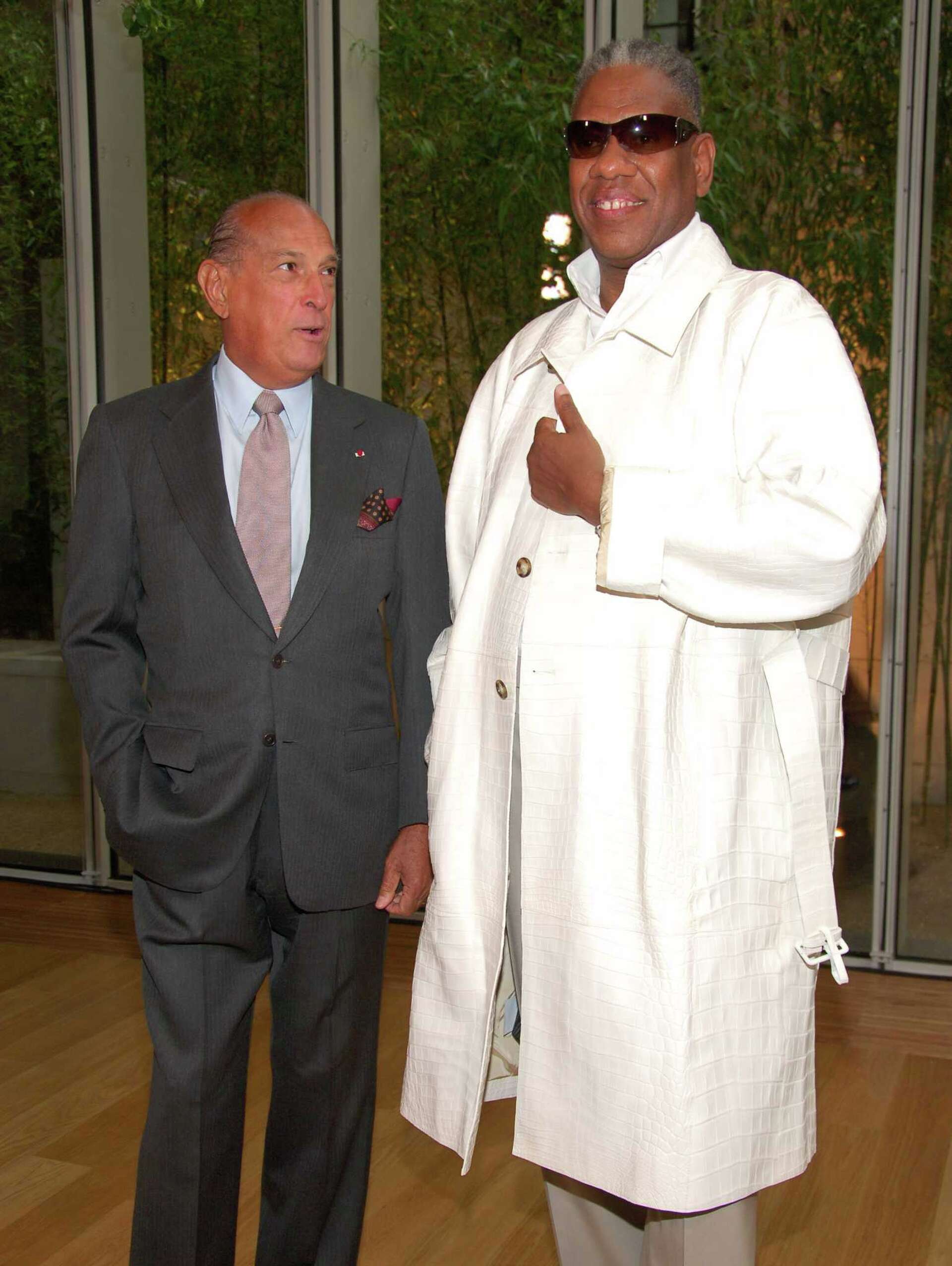 Fashion legend Talley fondly recalls friend de la Renta