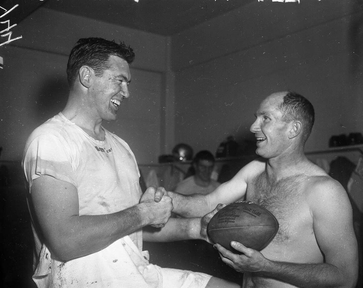 Y.A. Tittle, ex-49ers QB and Hall of Famer, dies at 90