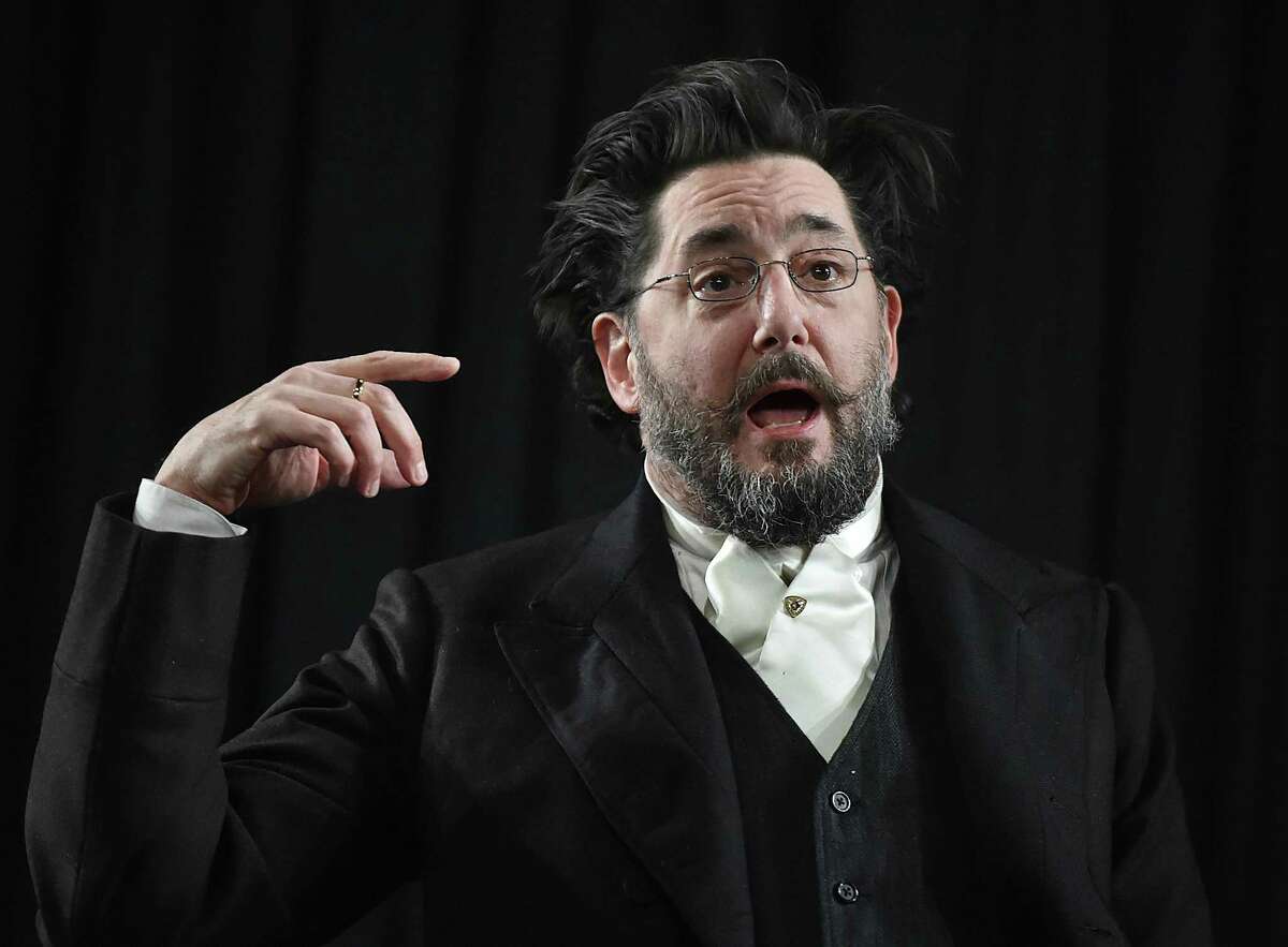 ‘An Enemy of the People’ stars Reg Rogers and Enrico Colantoni at Yale ...