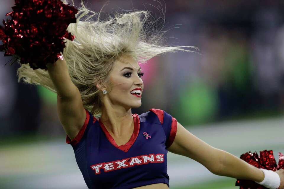 NFL cheerleaders from Week 5