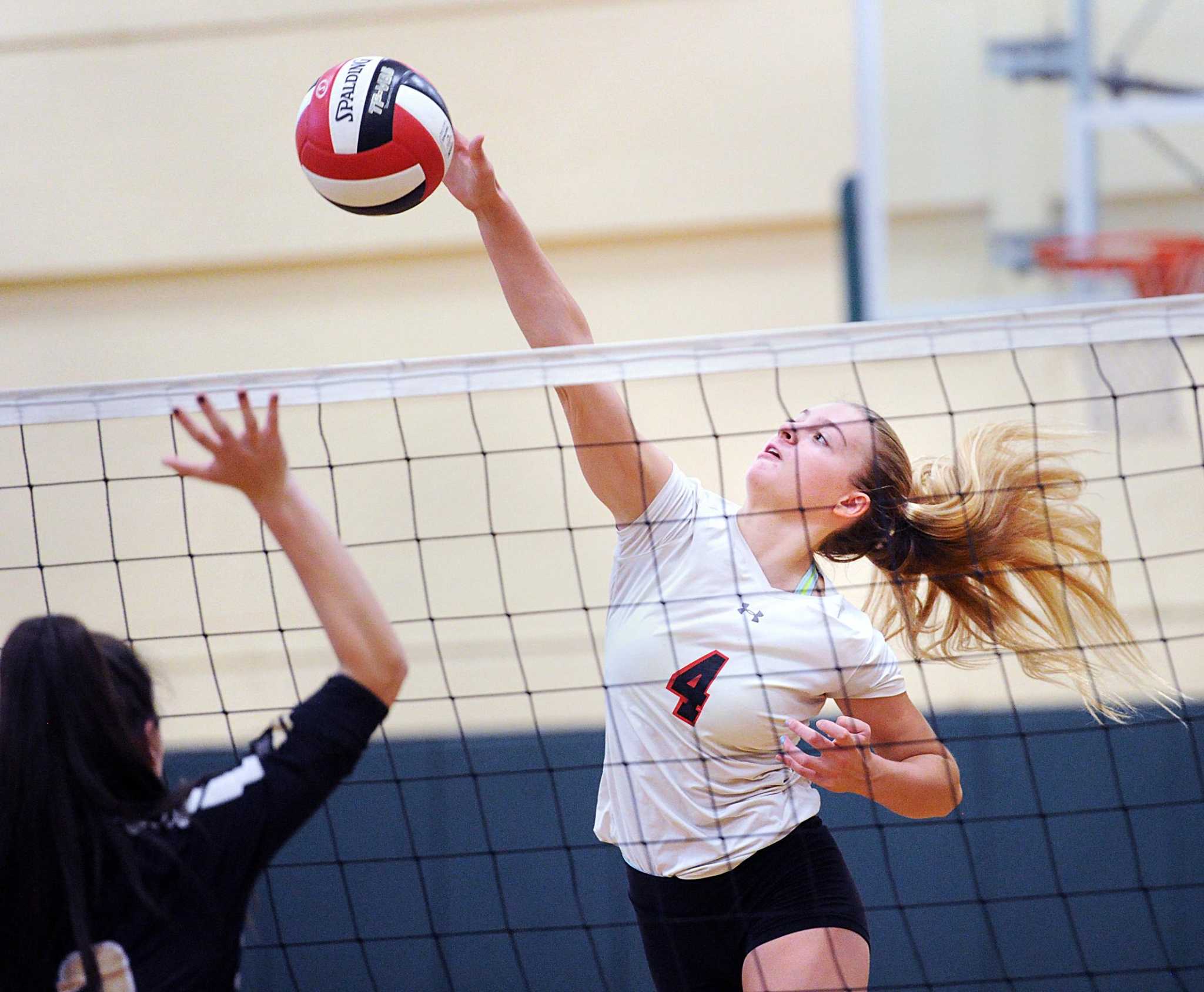 Greenwich girls volleyball tops Trumbull, 3-1