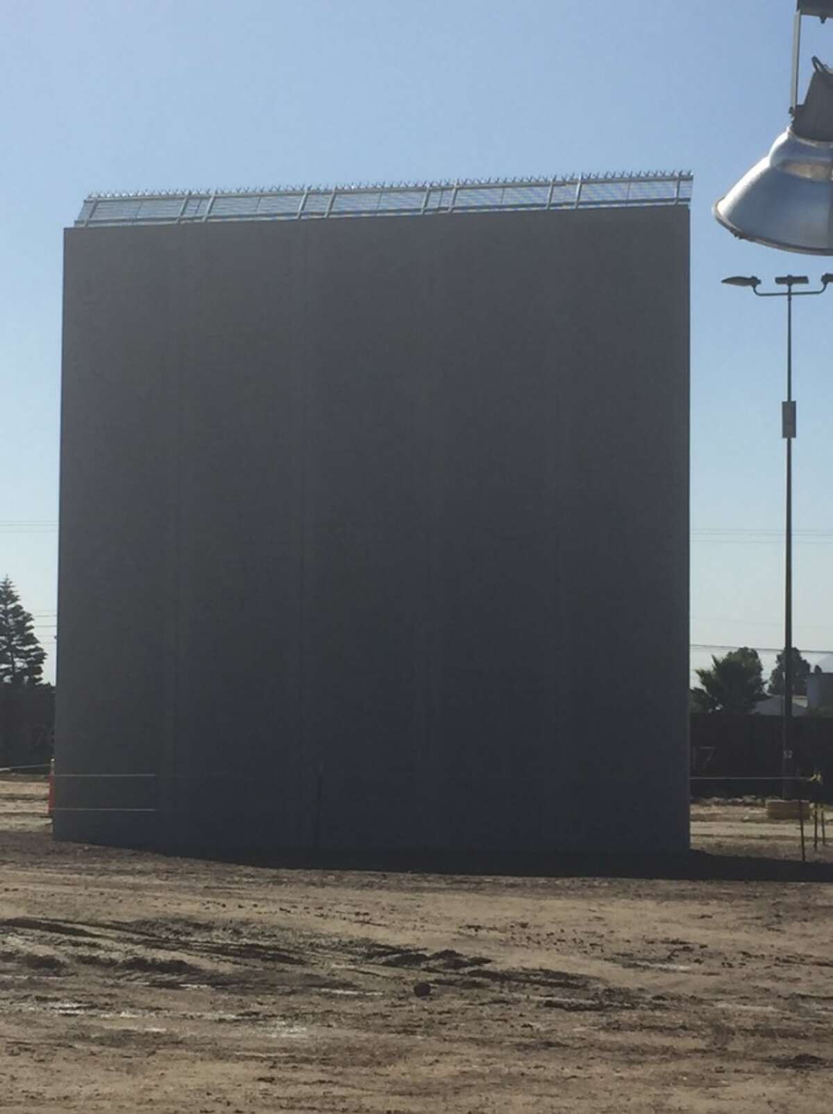 Photos: Prototypes for new border wall almost finished