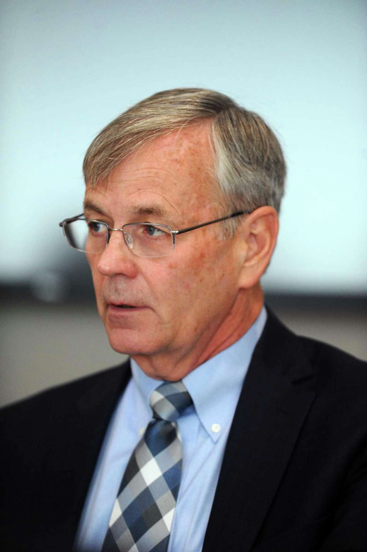 Officials see lots of transportation needs, little funding