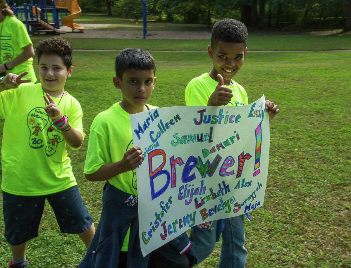 Silvermine fundraiser a lesson in entrepreneurship