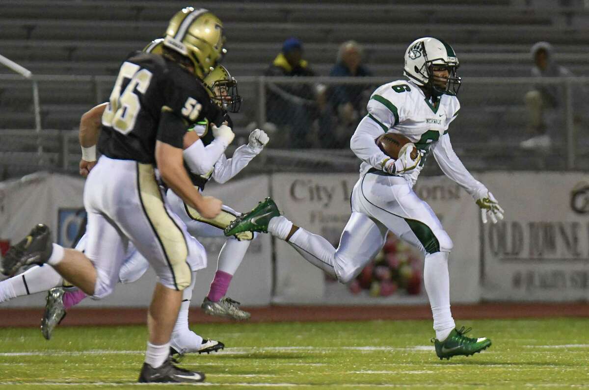 Norwalk edges Trumbull