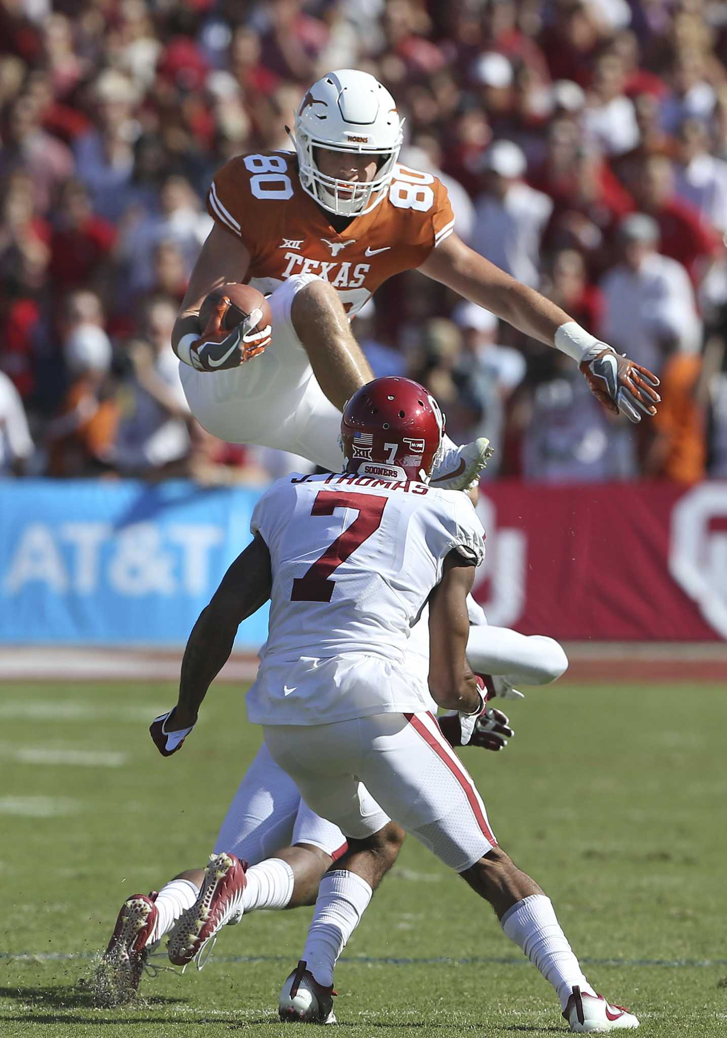 Texas TEs Cade Brewer, Jared Wiley injured during bye week