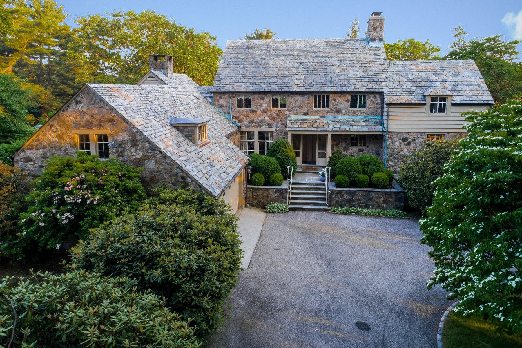 On the Market / “Four Winds” house sits on pristine Darien land