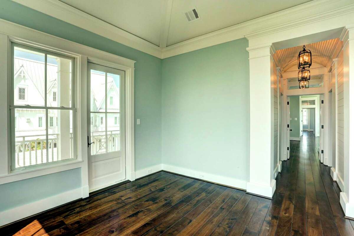 Greige-y tones dominate top paint colors