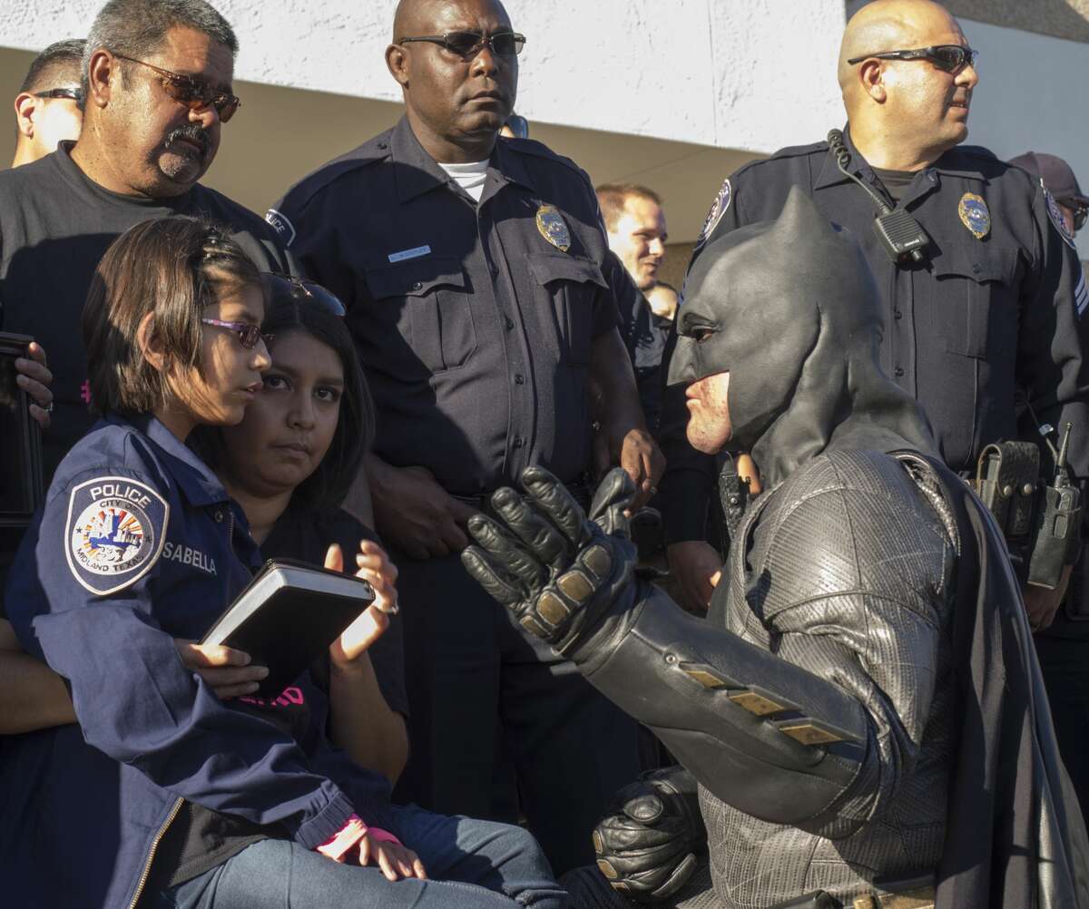 Mayor proclaims Superhero Bella Day for Midland girl battling illness