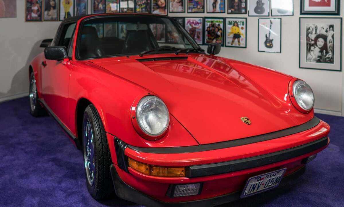 Google launches online Selena museum of rare photos in conjunction with ...