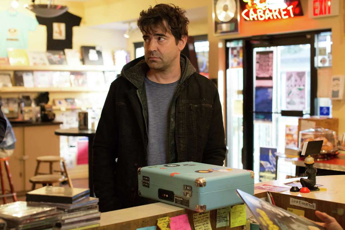 Tune in tonight: AT&T’s hilariously grumpy new comedy