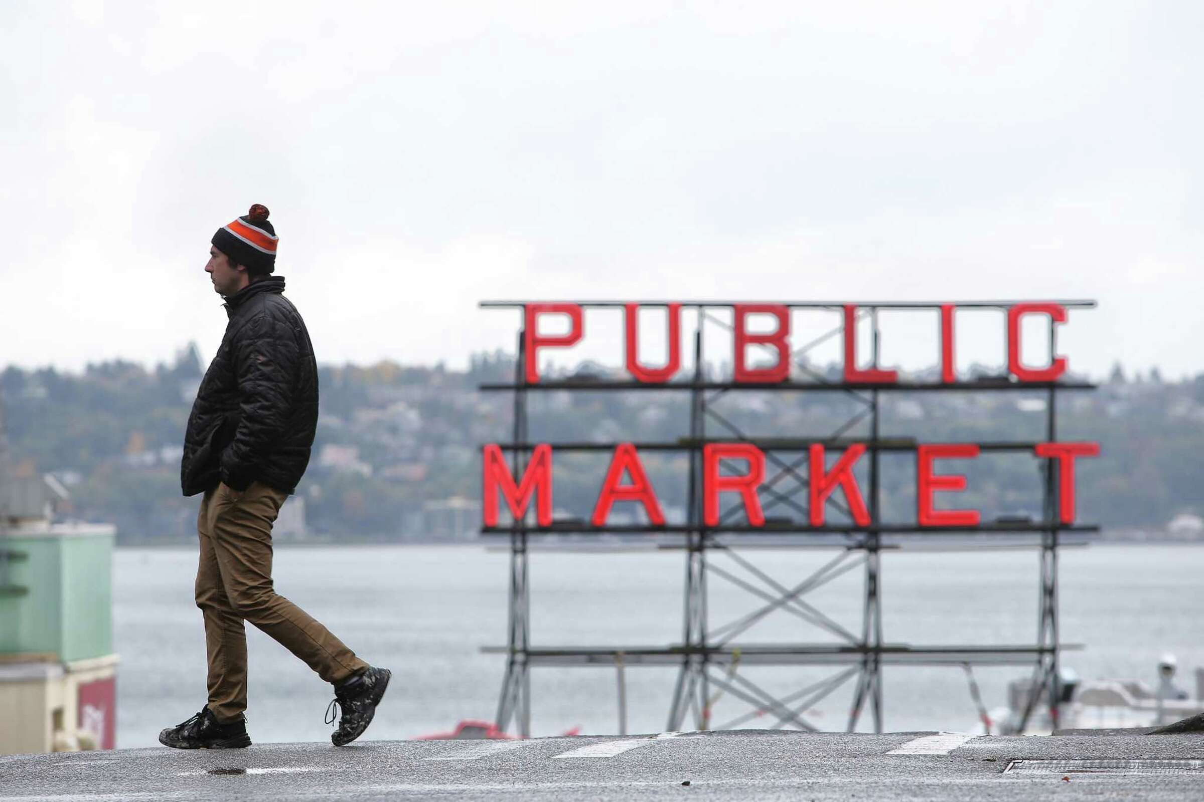 Walkers rejoice: Seattle is the safest city for pedestrians in the West