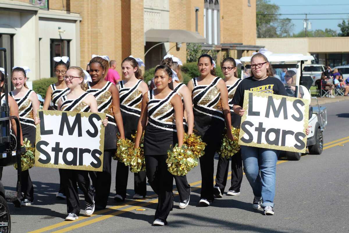 Rodeo parade keeps traditions alive in Liberty County