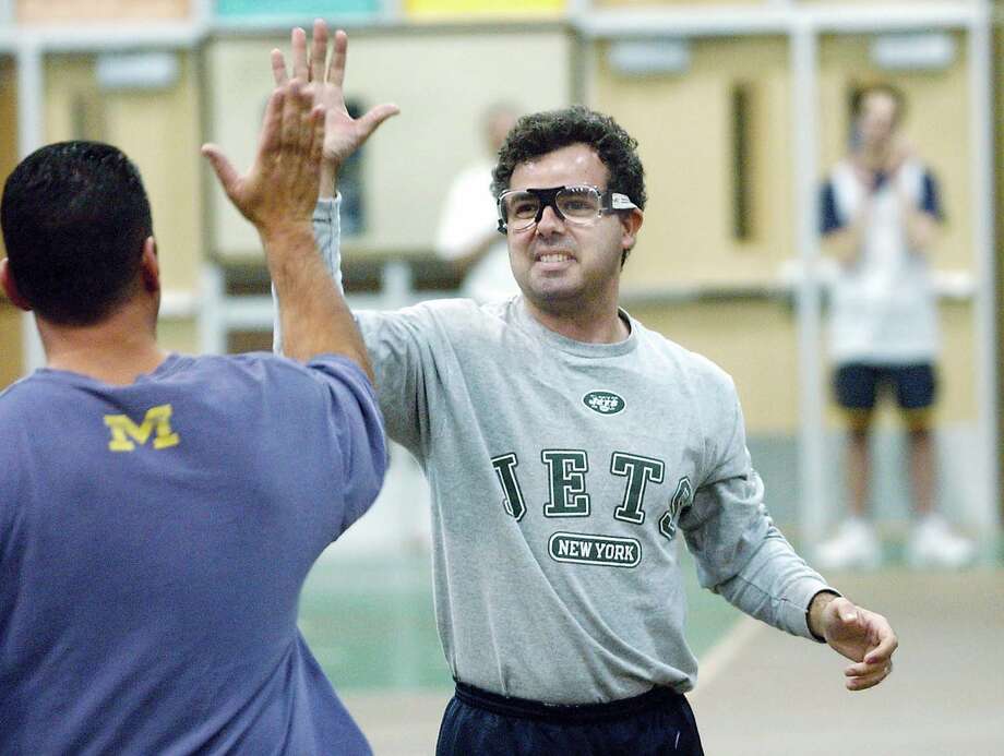 PRESS ARCHIVES: Photos from March 2004 - The Middletown Press