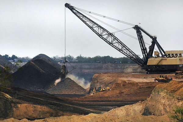 Pipeline company and coal mine brawl over South Texas ranch ...