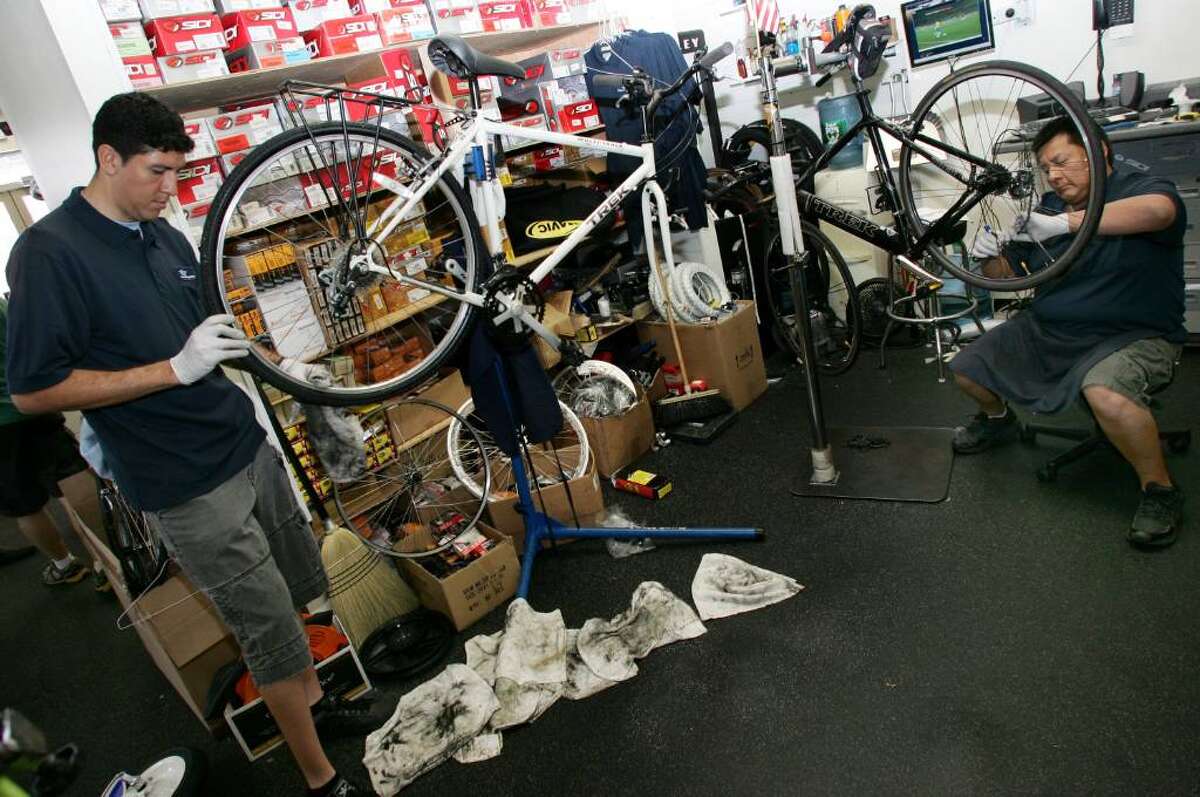 Cyclists, drivers battling over crowded Greenwich roadways