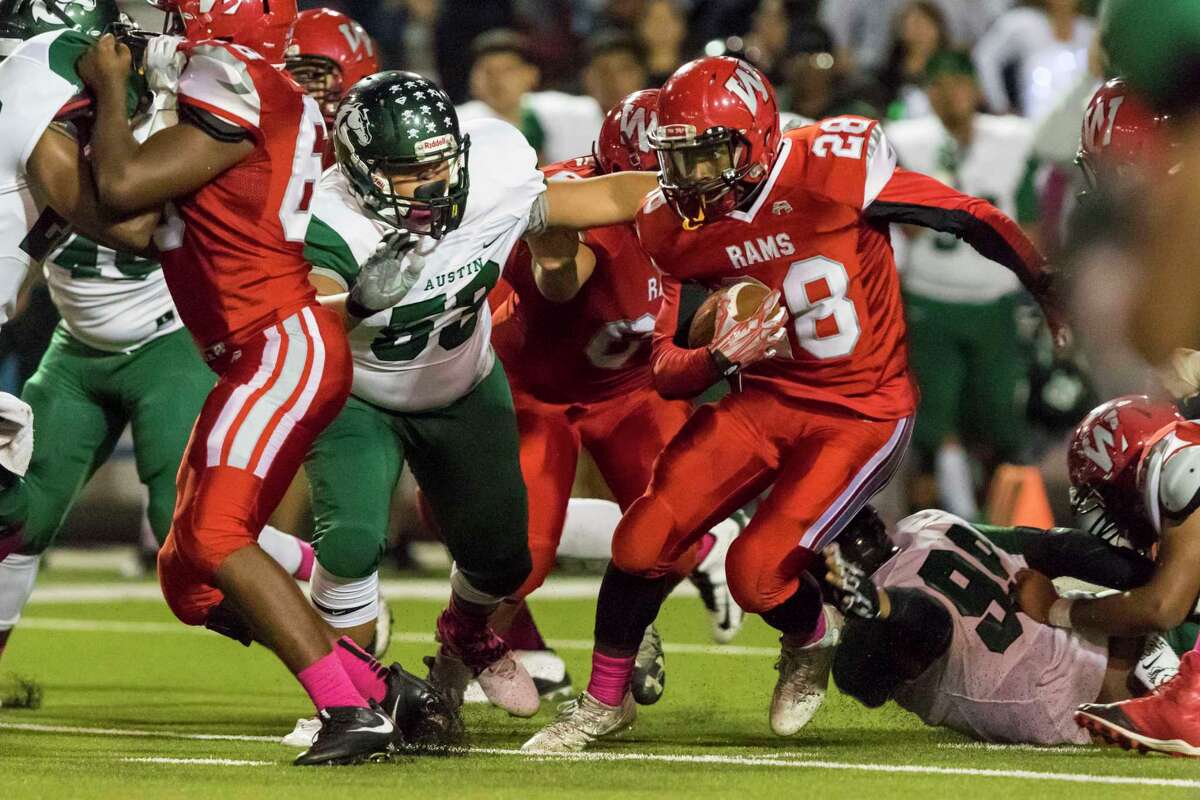 Waltrip pulls away from Austin in battle of unbeaten teams