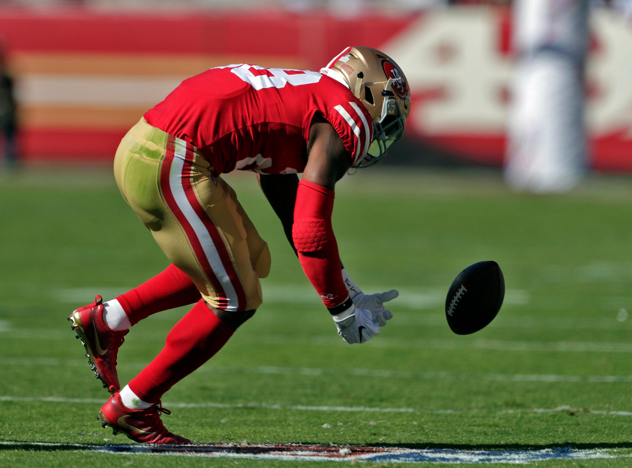 49ers’ promising rebuild absorbs a setback