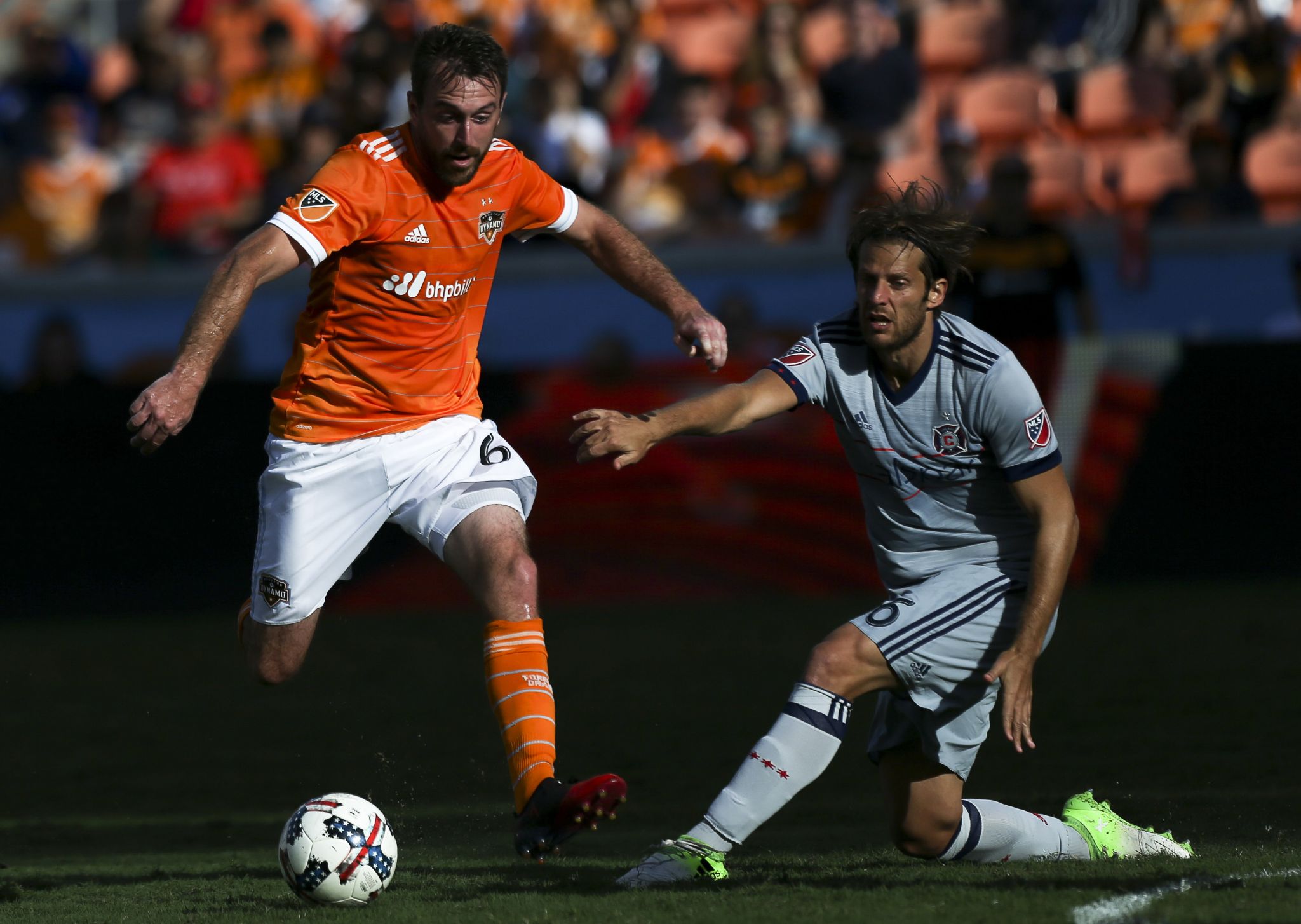 Free agent midfielder Eric Alexander re-signs with Dynamo