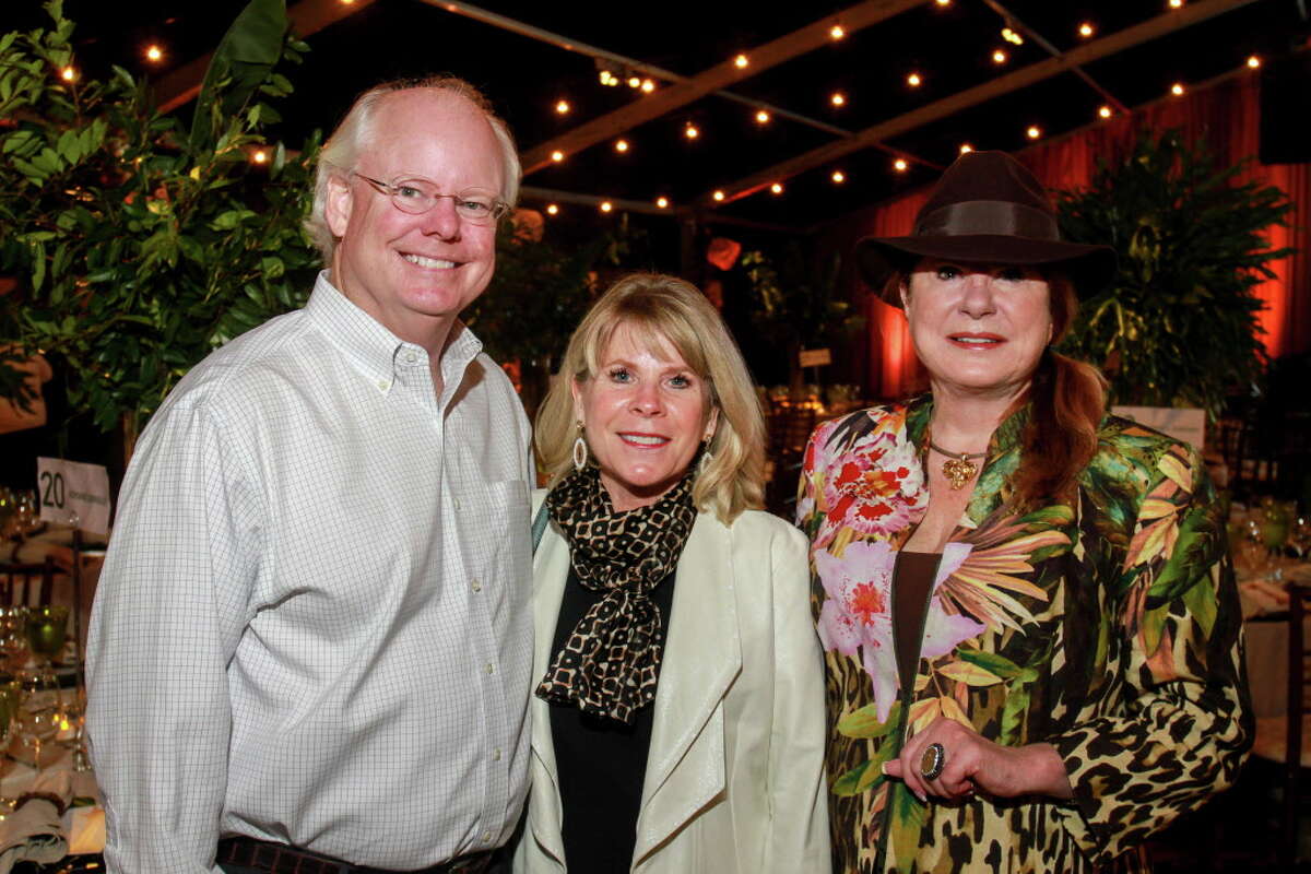 Astros chatter, a Chevron shake-up, and the "savanna" touch heighten ...