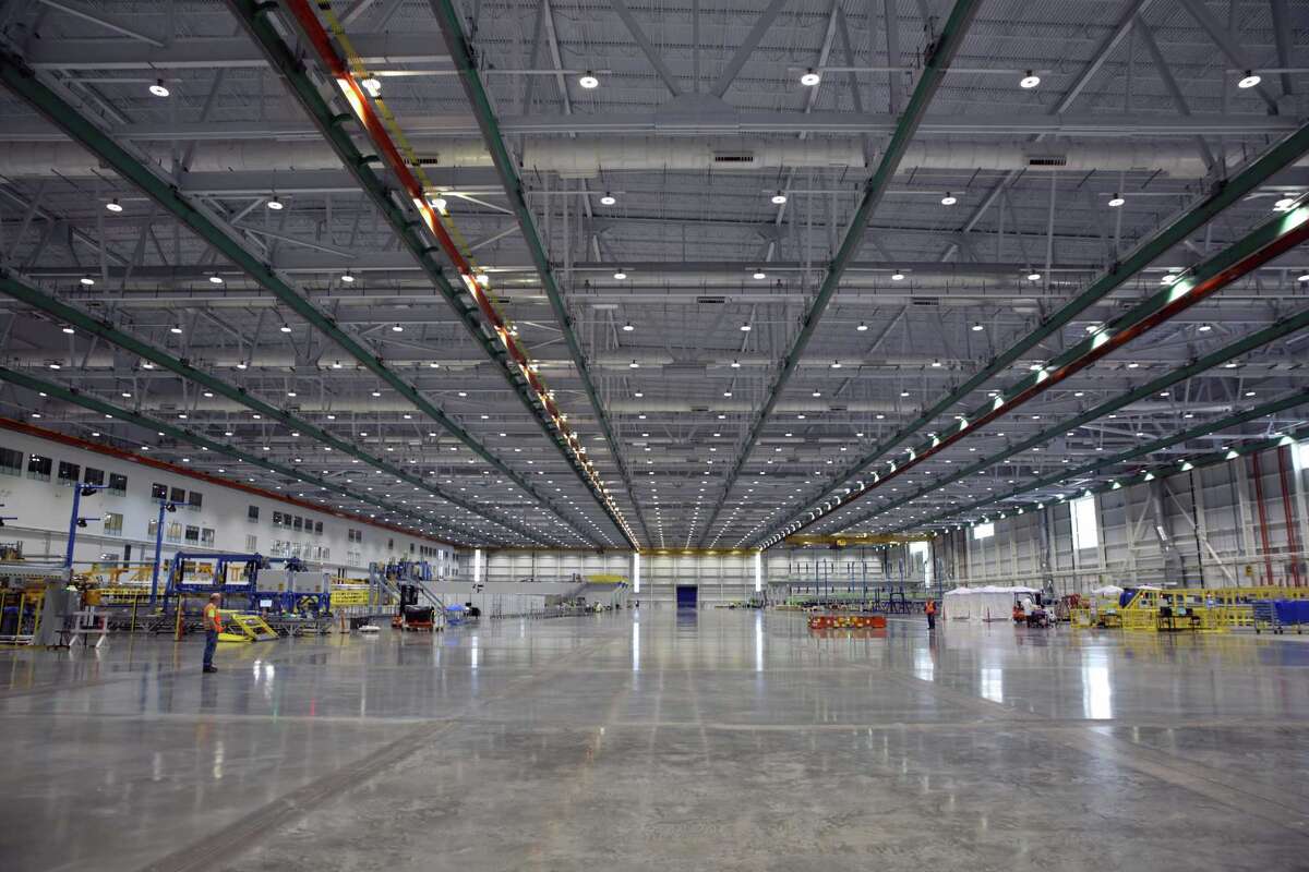 Boeing begins work on first 777X advanced airliner