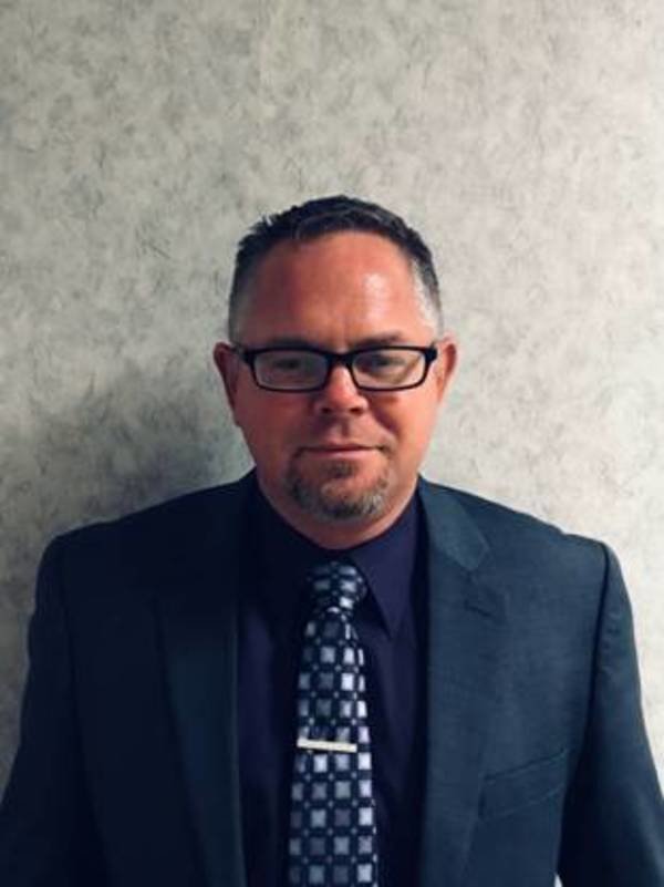 Chief deputy county clerk has election experience
