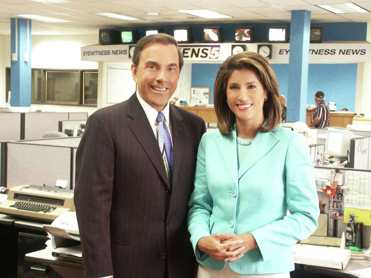 Anchorwoman Sarah Lucero, now a bodybuilder, is leaving KENS-TV