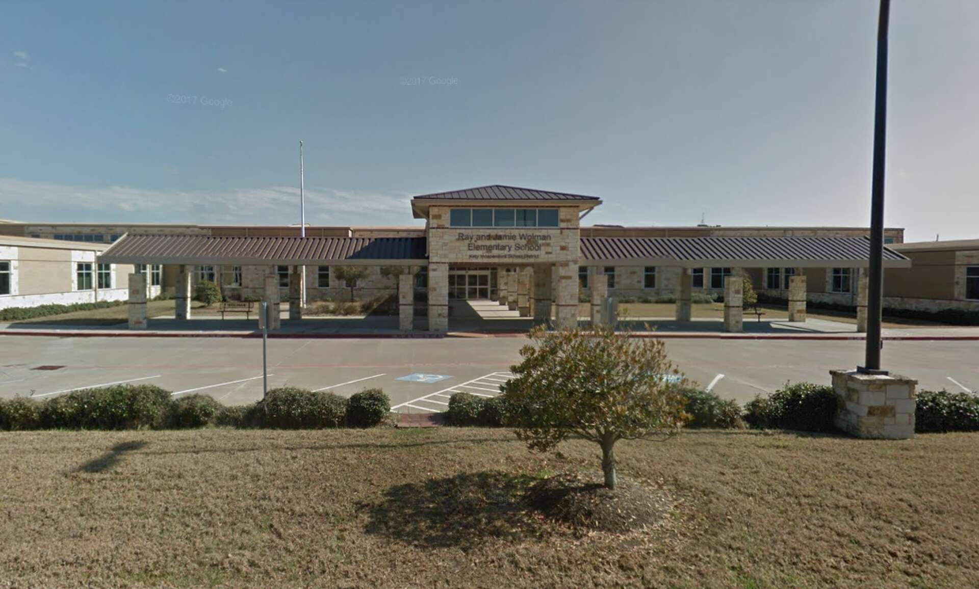 Parent says Houston school did not give injured, bleeding child proper medical attention