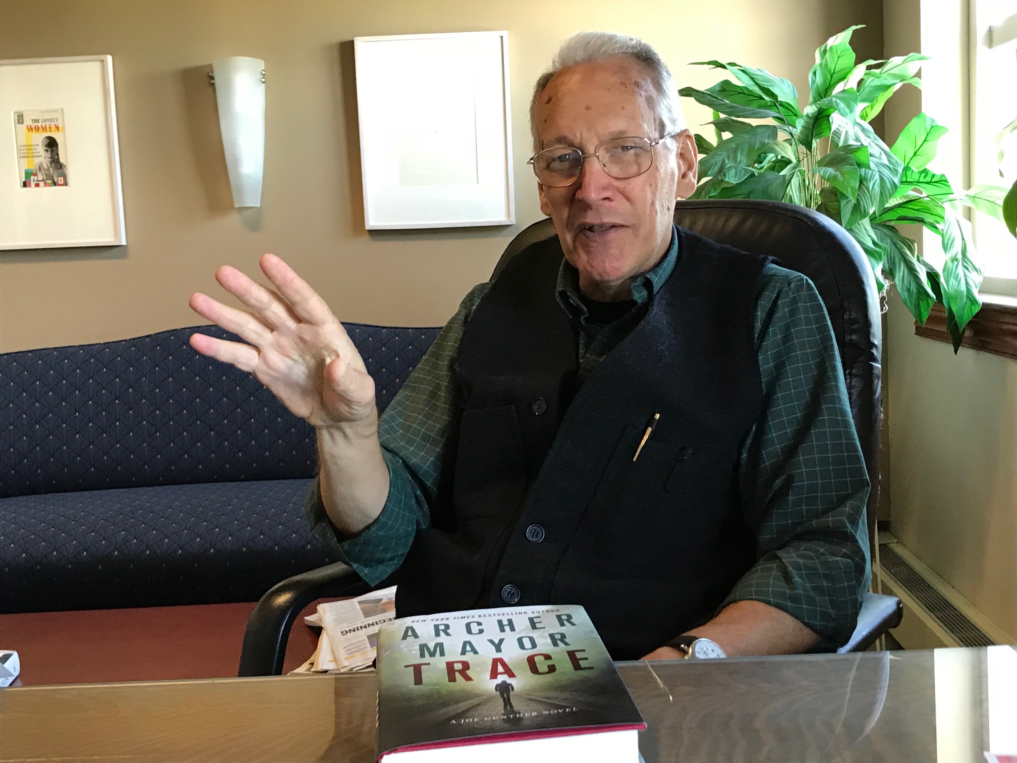 Albany is setting for Archer Mayor's latest mystery novel