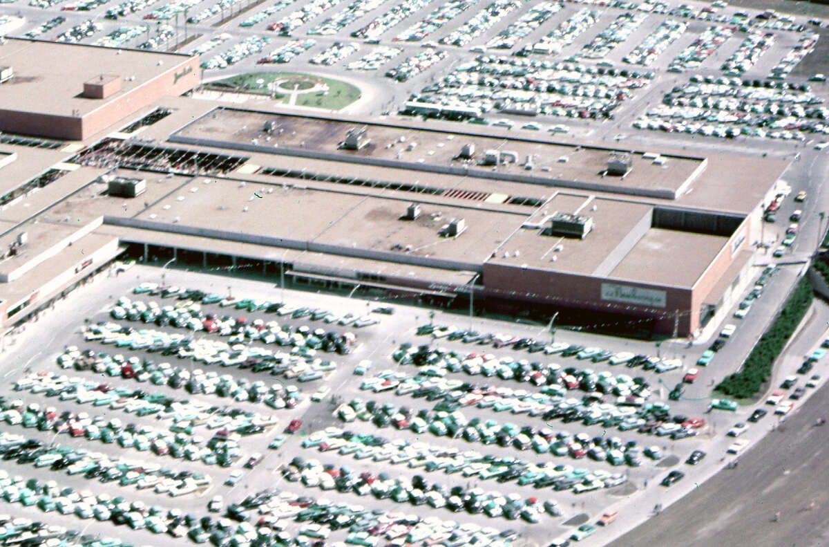 Aerial photo shows how the Gulfgate area looked before the shopping ...