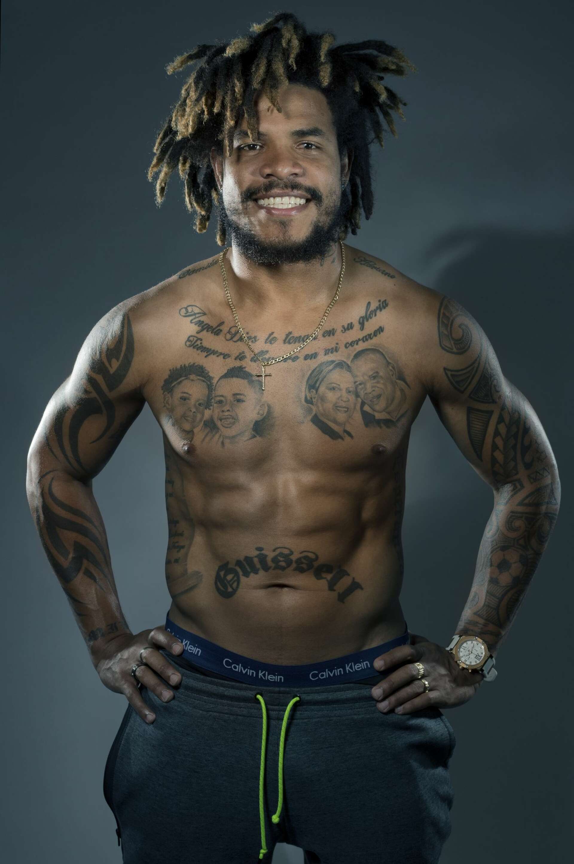 Lobo Gigante Tattoos Houston, Florida Play For Title And Put A