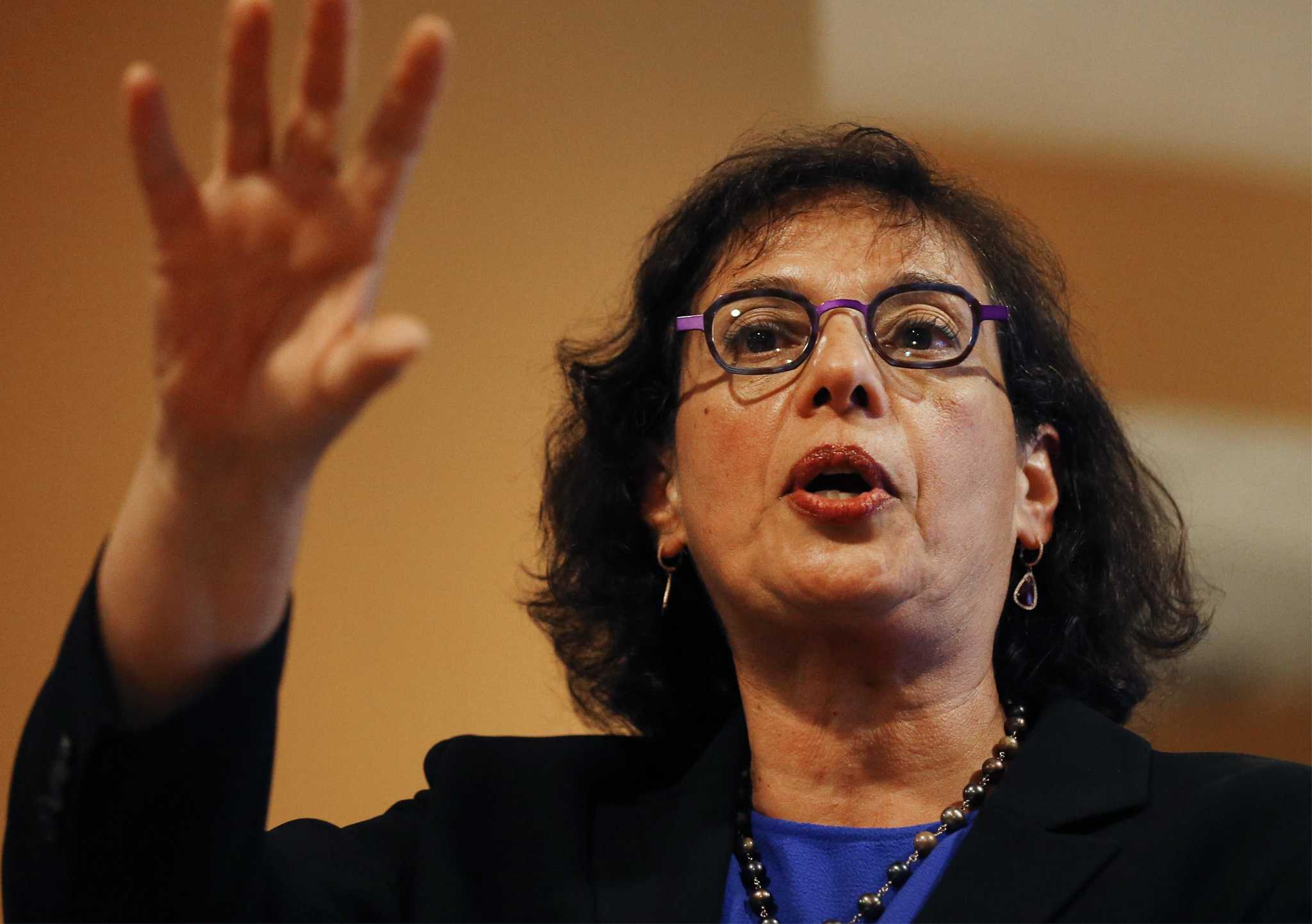 Pulitzer winner speaks on college access in San Antonio