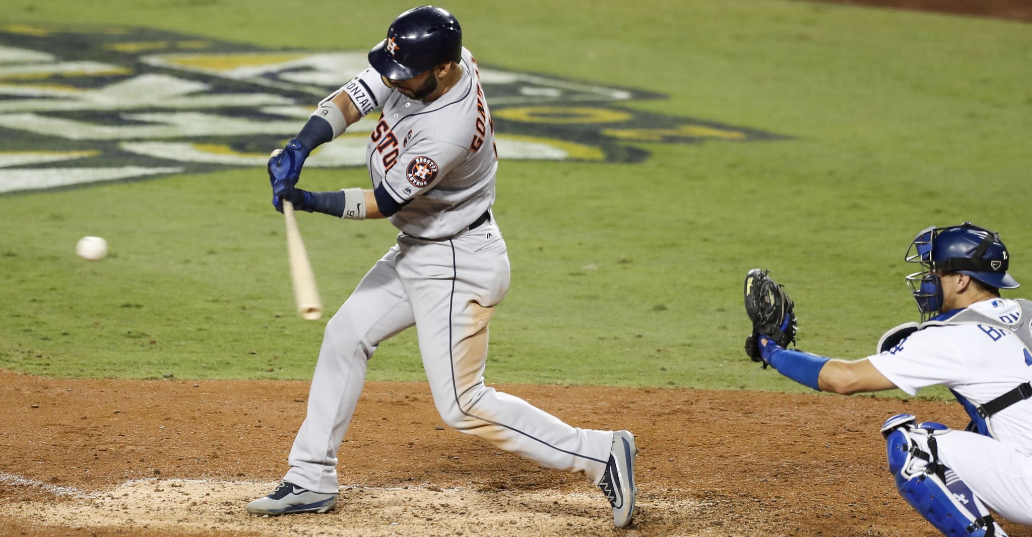 Astros' Marwin Gonzalez has the hit of his life