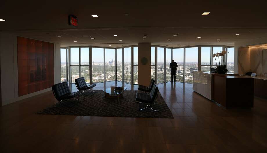 What is at the top of the imposing Williams Tower? - Houston Chronicle