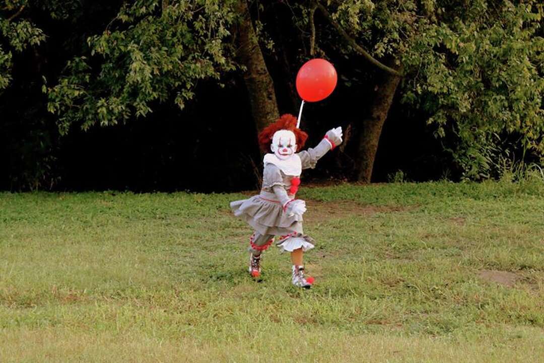 S.A. 4-year-old's Pennywise costume is winning hearts, contests