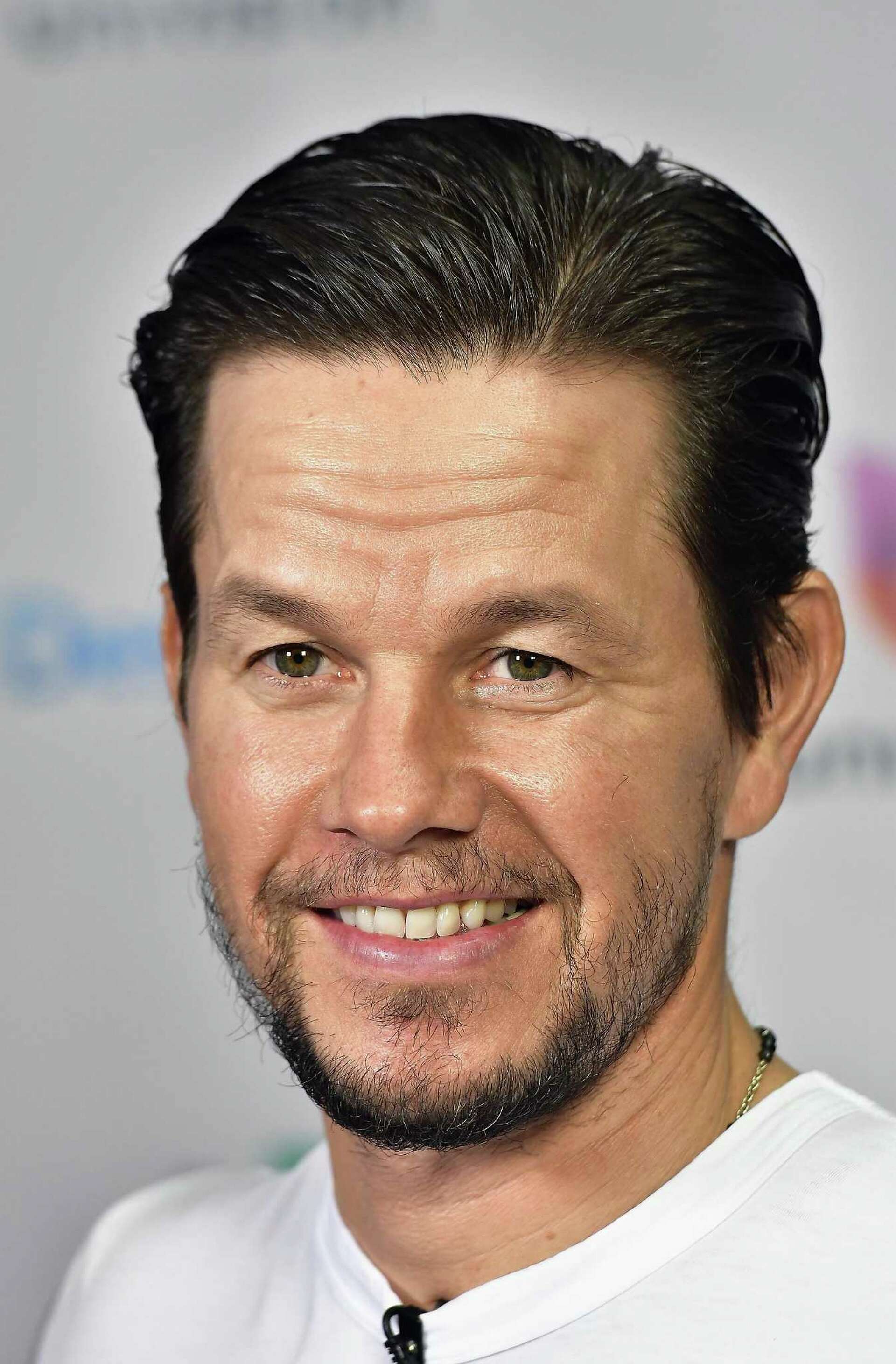 Wahlburgers opens in Trumbull