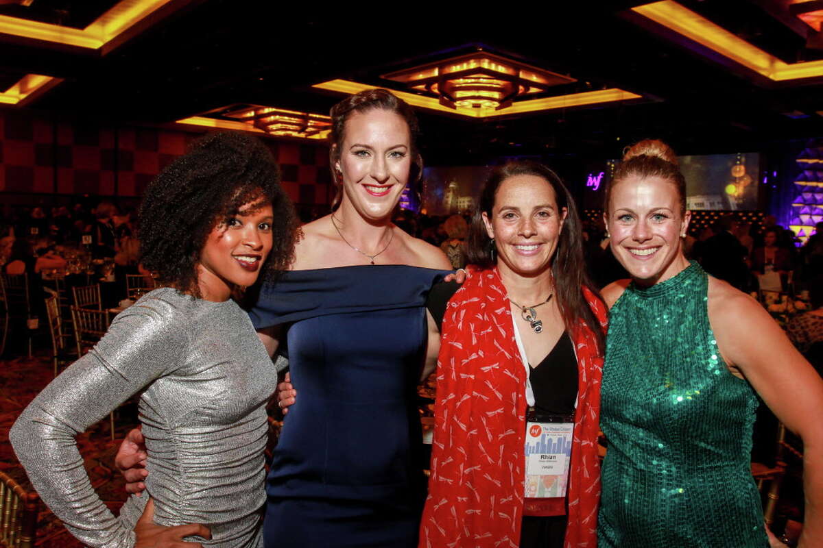 Hillary Clinton hits a grand slam for International Women's Forum gala ...