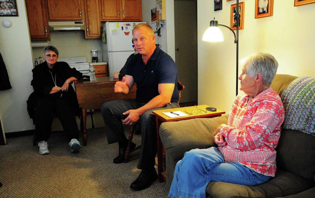 State’s smallest city has big mayoral battle