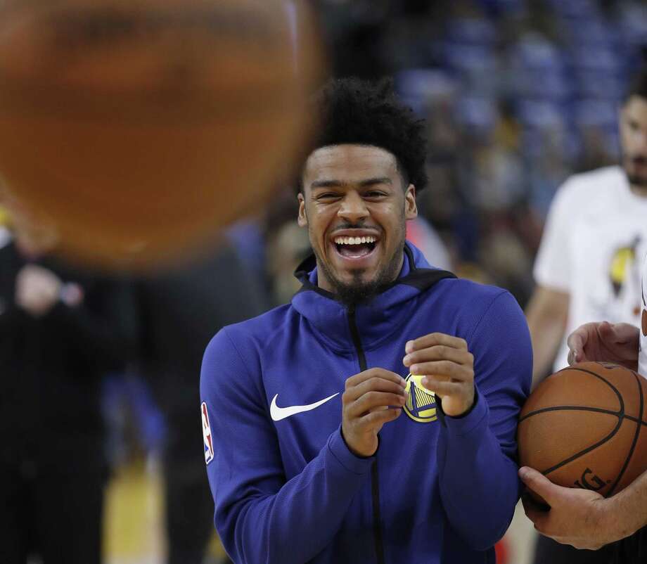 Quinn Cook reunites with ‘big brother’ Kevin Durant on Warriors - SFGate