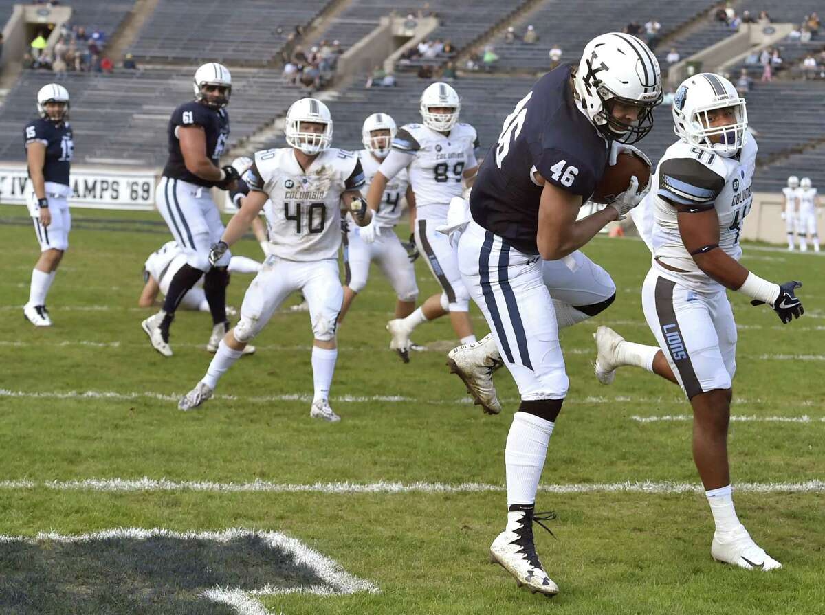 Yale football team downs Columbia for program’s 900th win