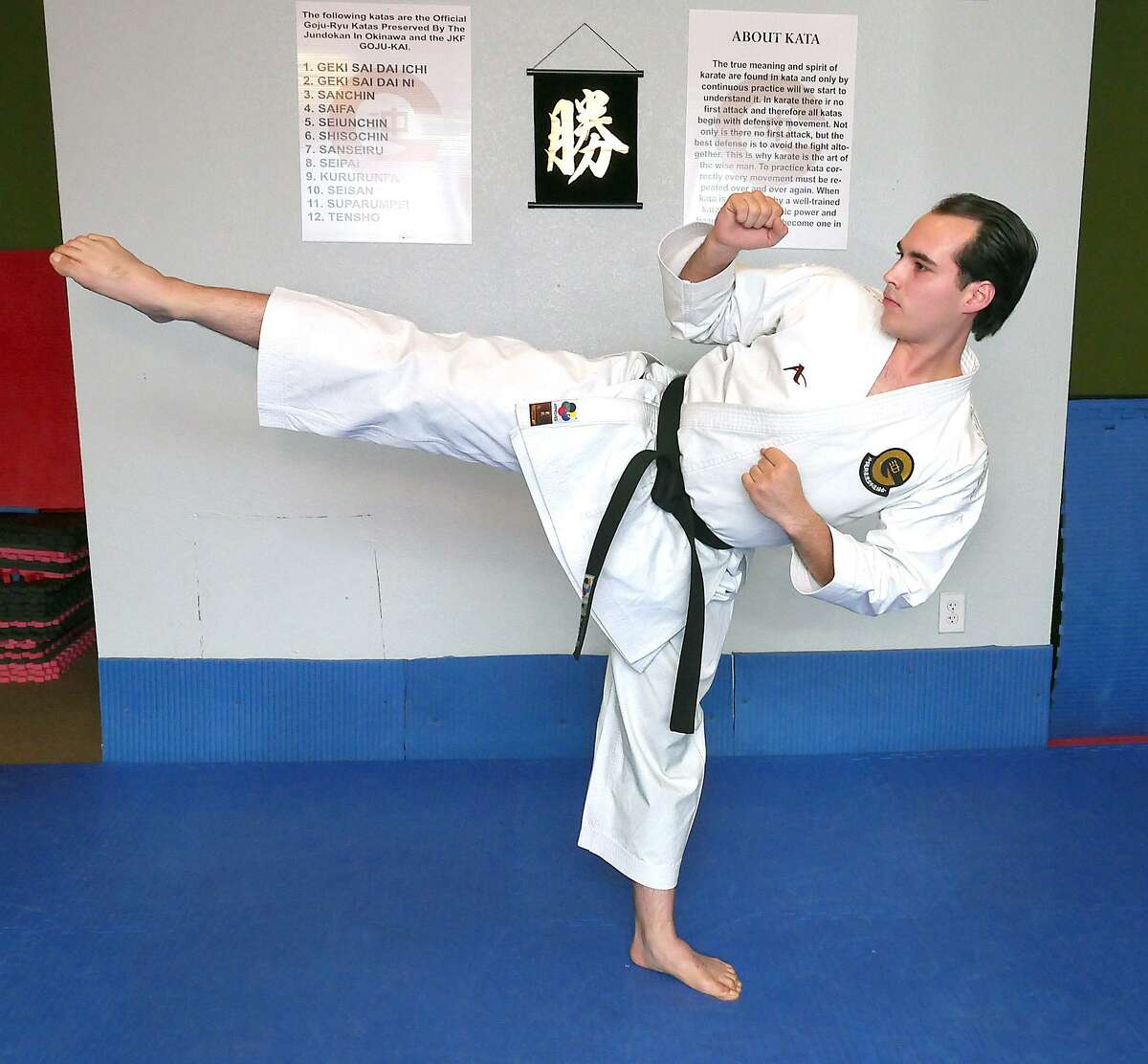 Sensei Salinas brings traditional karate to Laredo